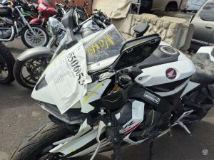 Хонда Cbr 2026 в Клайпеда, объемом двигателя 1.00 л и пробегом 1 тыс. км за 6800 €, фото 8 на AUTOMOTO.COM.LV