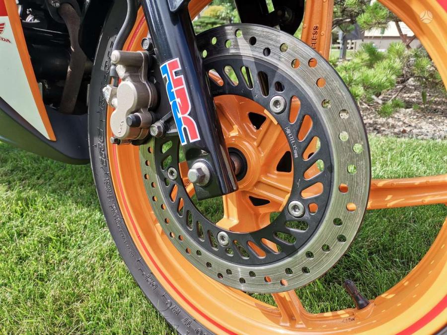 Оранжевый Хонда Cbr 2015 в Вильнюс, объемом двигателя 0.13 л и пробегом 16 тыс. км за 2350 €, фото 17 на AUTOMOTO.COM.LV