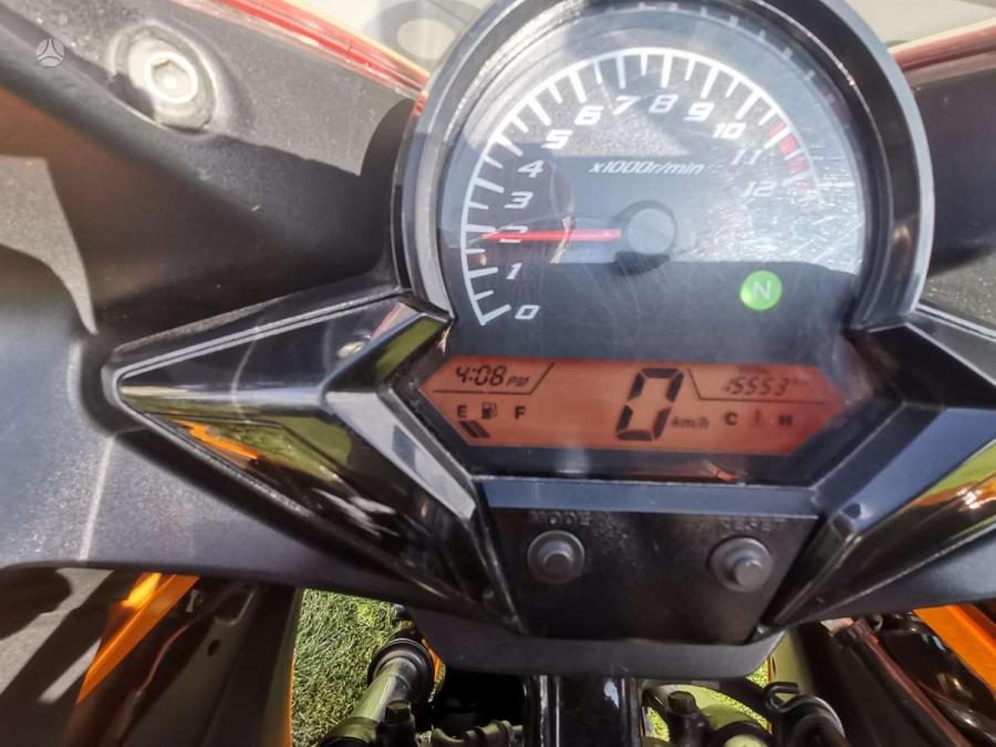 Оранжевый Хонда Cbr 2015 в Вильнюс, объемом двигателя 0.13 л и пробегом 16 тыс. км за 2350 €, фото 31 на AUTOMOTO.COM.LV