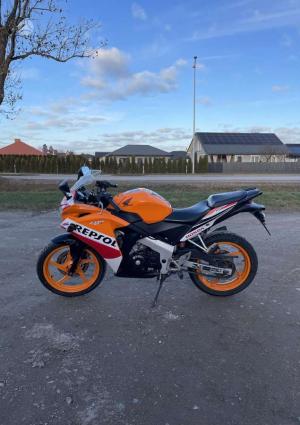 Oranžs Honda Cbr 2016 Šilutė, ar dzinēja tilpumu 0.13 L un nobraukumu 21 tūkst. km par 2030 €, foto 5 vietnē AUTOMOTO.COM.LV