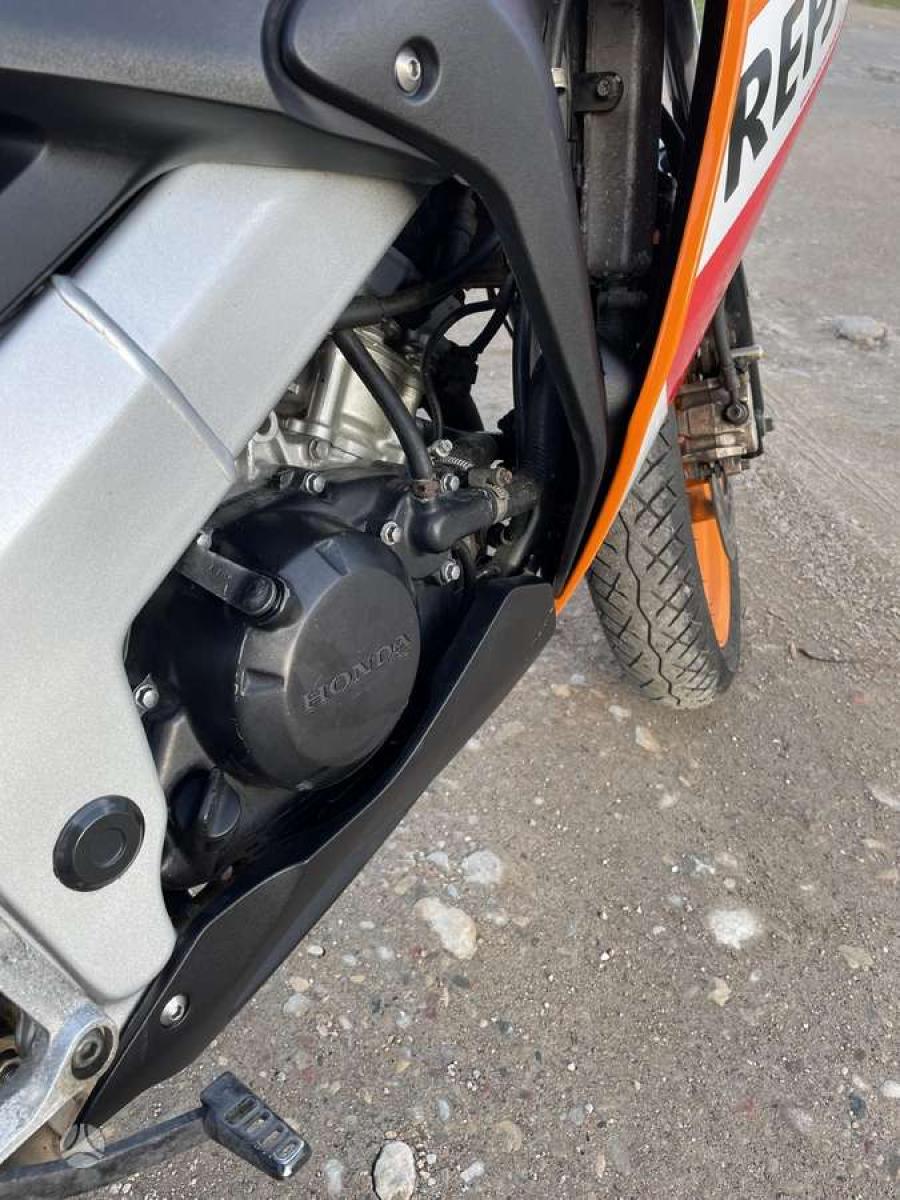 Oranžs Honda Cbr 2016 Šilutė, ar dzinēja tilpumu 0.13 L un nobraukumu 21 tūkst. km par 2030 €, foto 7 vietnē AUTOMOTO.COM.LV