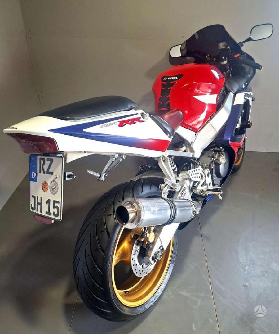Красный Хонда Cbr 2000 в Расейняй, объемом двигателя 0.93 л и пробегом 48 тыс. км за 3250 €, фото 4 на AUTOMOTO.COM.LV