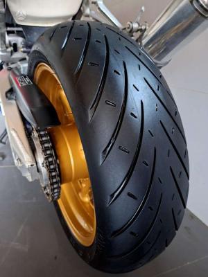 Красный Хонда Cbr 2000 в Расейняй, объемом двигателя 0.93 л и пробегом 48 тыс. км за 3250 €, фото 21 на AUTOMOTO.COM.LV