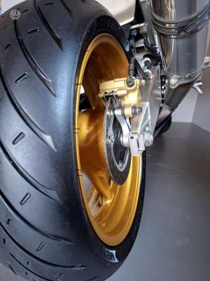 Красный Хонда Cbr 2000 в Расейняй, объемом двигателя 0.93 л и пробегом 48 тыс. км за 3250 €, фото 23 на AUTOMOTO.COM.LV