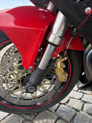 Red Honda Cbr 2002 in Kaunas, with an engine capacity of 0.95 L and mileage of 64 thousand km for 4200 €, photo 10 on AUTOMOTO.COM.LV