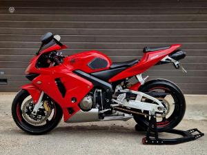 Sarkans Honda Cbr 2004 Viļņa, ar dzinēja tilpumu 0.60 L un nobraukumu 36 tūkst. km par 3650 €, foto 6 vietnē AUTOMOTO.COM.LV