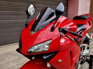 Sarkans Honda Cbr 2004 Viļņa, ar dzinēja tilpumu 0.60 L un nobraukumu 36 tūkst. km par 3650 €, foto 9 vietnē AUTOMOTO.COM.LV