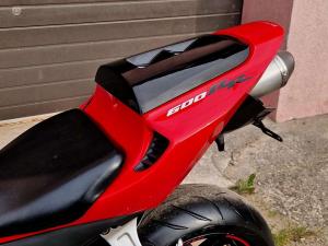 Red Honda Cbr 2004 in Vilnius, with an engine capacity of 0.60 L and mileage of 43 thousand km for 3650 €, photo 10 on AUTOMOTO.COM.LV