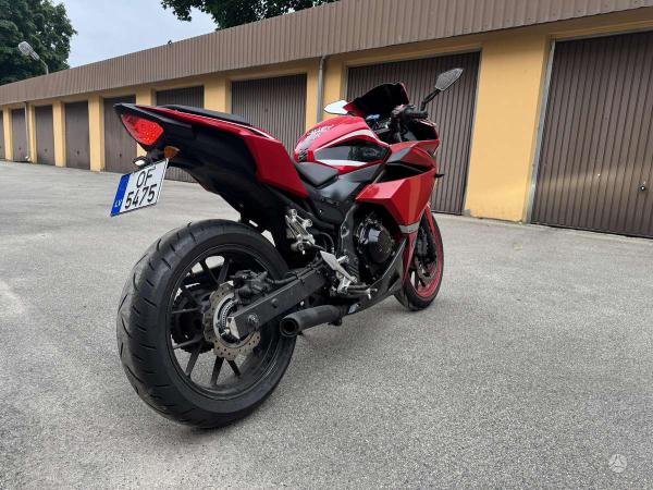 Red Honda Cbr 2018 in Riga, with an engine capacity of 0.00 L and mileage of 27 thousand km for 3900 €, photo 6 on AUTOMOTO.COM.LV