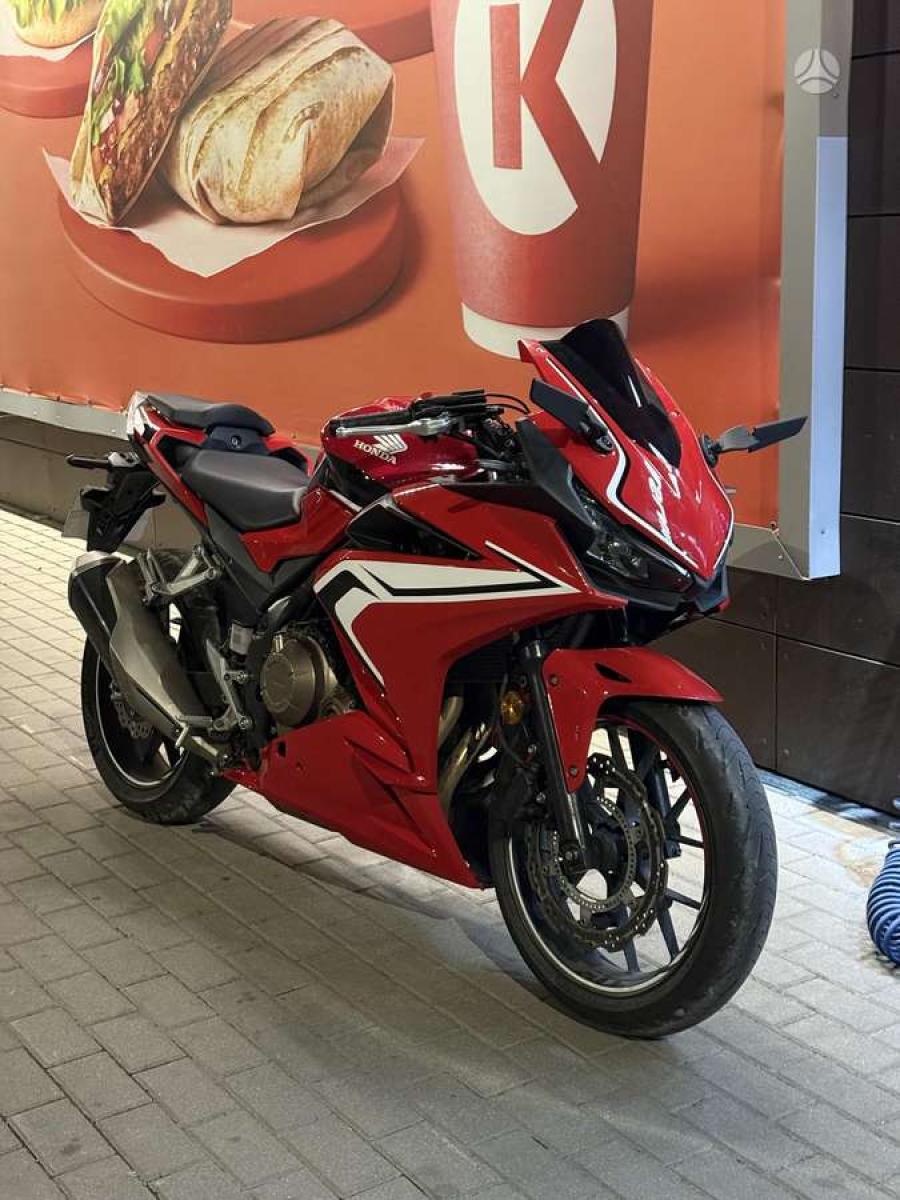 Sarkans Honda Cbr 2019 Klaipėda, ar dzinēja tilpumu 0.00 L un nobraukumu 20 tūkst. km par 3850 €, foto 1 vietnē AUTOMOTO.COM.LV