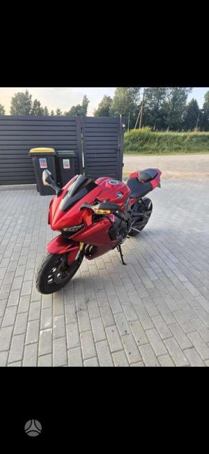 Red Honda Cbr 2019 in Klaipeda, with an engine capacity of 1.00 L and mileage of 18 thousand km for 11000 €, photo  on AUTOMOTO.COM.LV