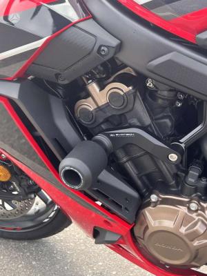 Red Honda Cbr 2022 in Vilnius, with an engine capacity of 0.65 L and mileage of 15 thousand km for 7500 €, photo 7 on AUTOMOTO.COM.LV