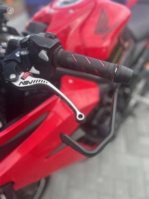 Red Honda Cbr 2023 in Kaunas, with an engine capacity of 0.65 L and mileage of 13 thousand km for 9500 €, photo 21 on AUTOMOTO.COM.LV