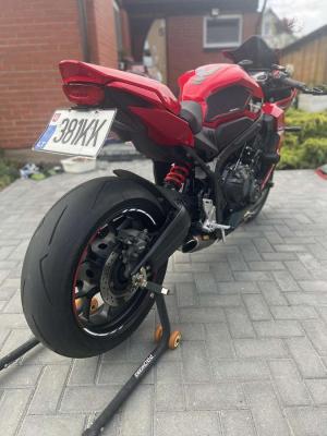 Red Honda Cbr 2023 in Kaunas, with an engine capacity of 0.65 L and mileage of 13 thousand km for 9500 €, photo 24 on AUTOMOTO.COM.LV