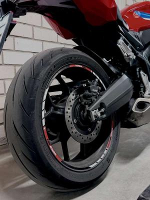 Red Honda Cbr 2025 in Vilnius, with an engine capacity of 0.65 L and mileage of 2 thousand km for 8200 €, photo 4 on AUTOMOTO.COM.LV