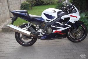 Balts Honda Cbr 2002 Kauņa, ar dzinēja tilpumu 0.60 L un nobraukumu 38 tūkst. km par 1700 €, foto 2 vietnē AUTOMOTO.COM.LV