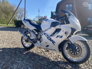Balts Honda Cbr 2002 Marijampole, ar dzinēja tilpumu 0.60 L un nobraukumu 88 tūkst. km par 1650 €, foto 4 vietnē AUTOMOTO.COM.LV