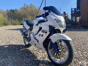 Balts Honda Cbr 2002 Marijampole, ar dzinēja tilpumu 0.60 L un nobraukumu 88 tūkst. km par 1650 €, foto 7 vietnē AUTOMOTO.COM.LV