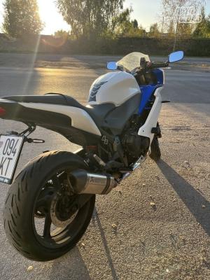 Balts Honda Cbr 2012 Mažeikiai, ar dzinēja tilpumu 0.60 L un nobraukumu 32 tūkst. km par 3350 €, foto 8 vietnē AUTOMOTO.COM.LV