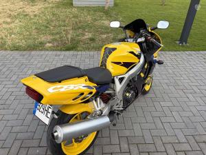 Желтый Хонда Cbr 1998 в Кретинга, объемом двигателя 0.92 л и пробегом 47 тыс. км за 1700 €, фото 8 на AUTOMOTO.COM.LV