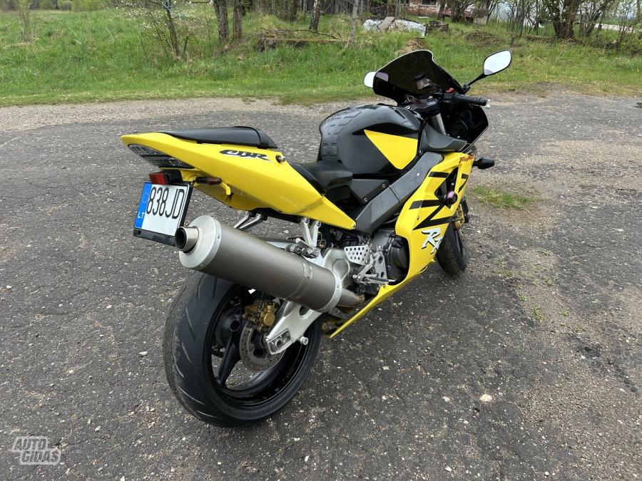 Dzeltens Honda Cbr 2003 Utena, ar dzinēja tilpumu 0.95 L un nobraukumu 26 tūkst. km par 2750 €, foto 3 vietnē AUTOMOTO.COM.LV