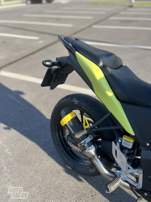 Dzeltens Honda Cbr 2013 Gargždai, ar dzinēja tilpumu 0.13 L un nobraukumu 51 tūkst. km par 1800 €, foto 4 vietnē AUTOMOTO.COM.LV