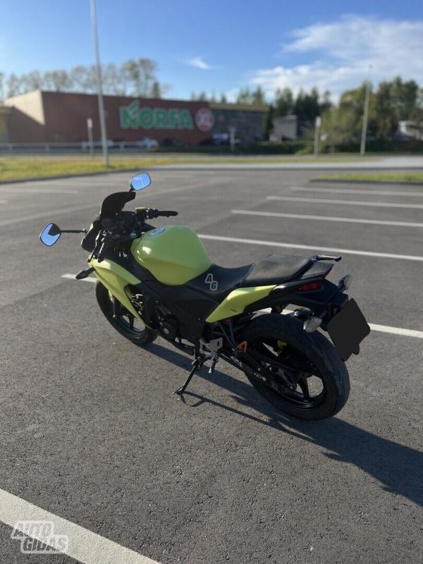 Dzeltens Honda Cbr 2013 Gargždai, ar dzinēja tilpumu 0.13 L un nobraukumu 51 tūkst. km par 1800 €, foto 6 vietnē AUTOMOTO.COM.LV