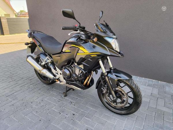 Melns Honda CBX 2016 Tauragė, ar dzinēja tilpumu 0.50 L un nobraukumu 49 tūkst. km par 2150 €, foto 2 vietnē AUTOMOTO.COM.LV