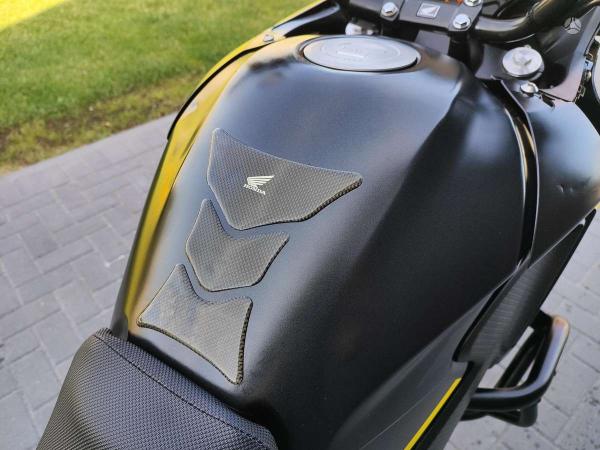 Black Honda CBX 2016 in Taurage, with an engine capacity of 0.50 L and mileage of 49 thousand km for 2150 €, photo 10 on AUTOMOTO.COM.LV