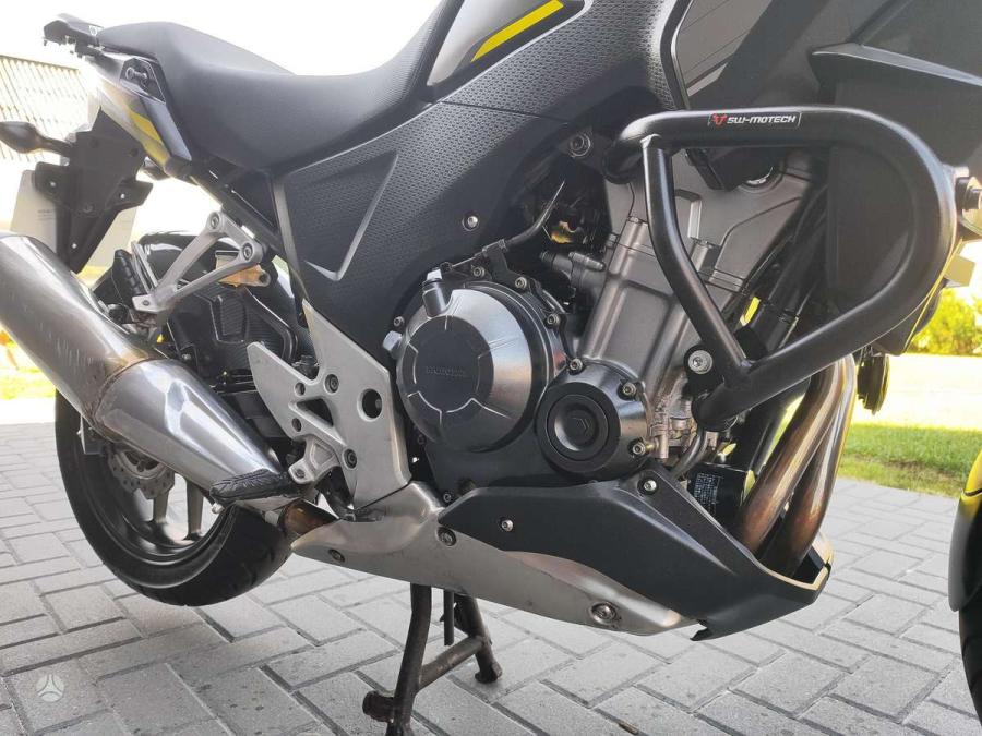 Black Honda CBX 2016 in Taurage, with an engine capacity of 0.50 L and mileage of 49 thousand km for 2150 €, photo 14 on AUTOMOTO.COM.LV