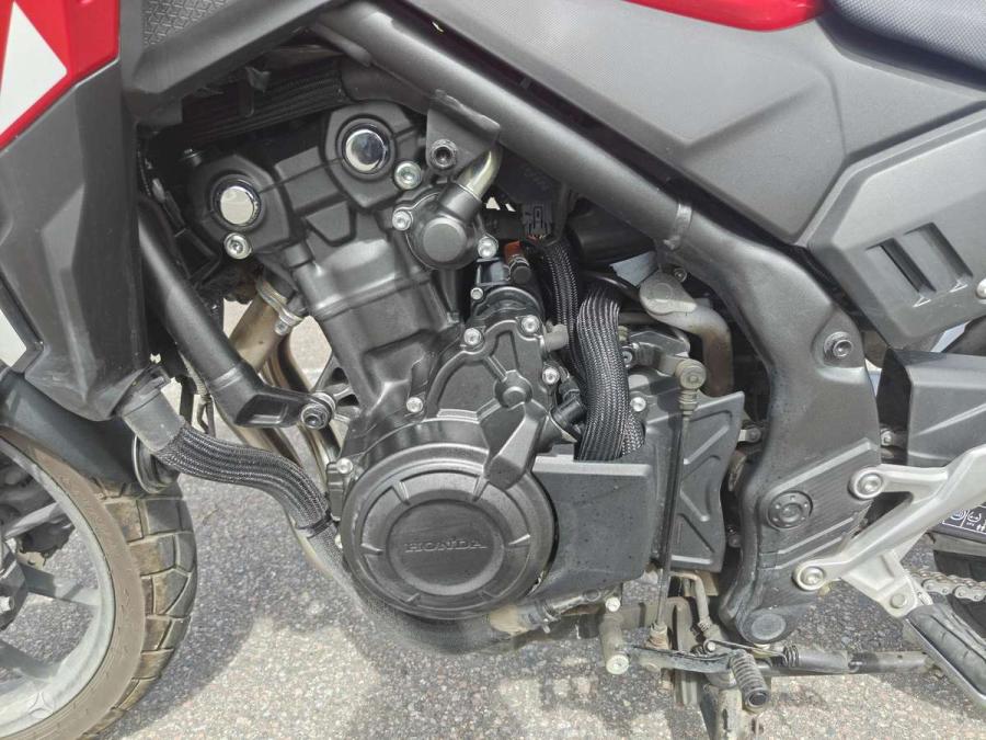 Sarkans Honda CBX 2024 Viļņa, ar dzinēja tilpumu 0.50 L un nobraukumu 8 tūkst. km par 5500 €, foto 17 vietnē AUTOMOTO.COM.LV
