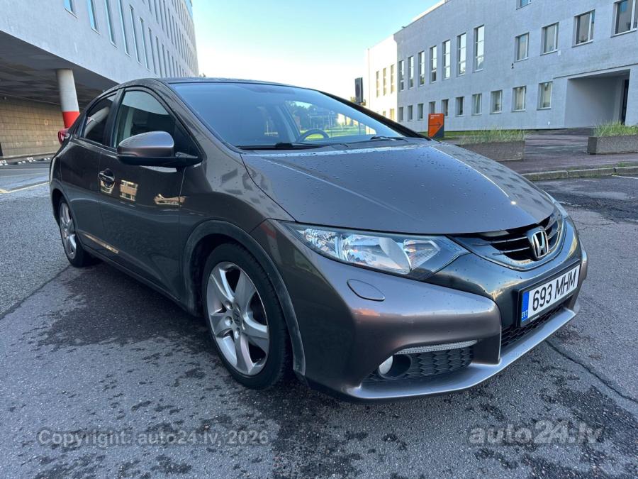 Smilšu krāsa Honda Civic 2012 Tallina, ar dzinēja tilpumu 1.80 L un nobraukumu 183 tūkst. km par 6500 €, foto 11 vietnē AUTOMOTO.COM.LV