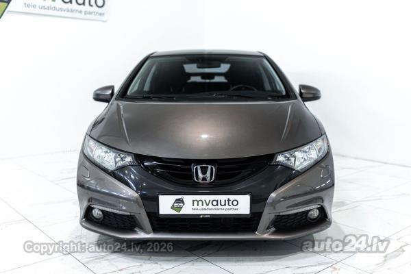 Beige Honda Civic 2013 in Tallinn, with an engine capacity of 1.80 L and mileage of 92 thousand km for 8500 €, photo 5 on AUTOMOTO.COM.LV