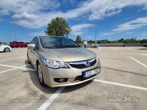 Smilšu krāsa Honda Civic 2008 Tallina, ar dzinēja tilpumu 1.80 L un nobraukumu 0 tūkst. km par 3500 €, foto  vietnē AUTOMOTO.COM.LV
