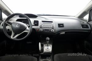 Smilšu krāsa Honda Civic 2011 Tallina, ar dzinēja tilpumu 1.80 L un nobraukumu 226 tūkst. km par 1199 €, foto 5 vietnē AUTOMOTO.COM.LV