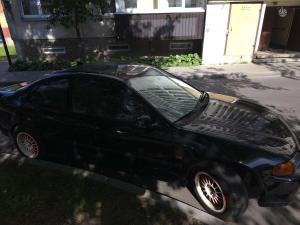 Black Honda Civic 1994 in Vilnius, with an engine capacity of 1.49 L and mileage of 277 thousand km for 3000 €, photo 9 on AUTOMOTO.COM.LV