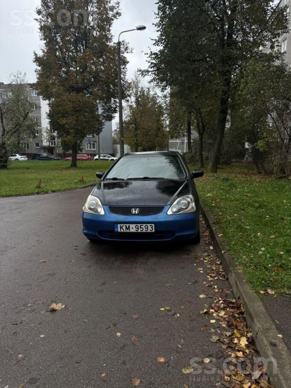 Honda Civic 2004 in Riga on AUTOMOTO.COM.LV Black Honda Civic 2004 in Riga, with an engine capacity of 1.70 L and mileage of 248 thousand km for 950 €, photo 1 on AUTOMOTO.COM.LV