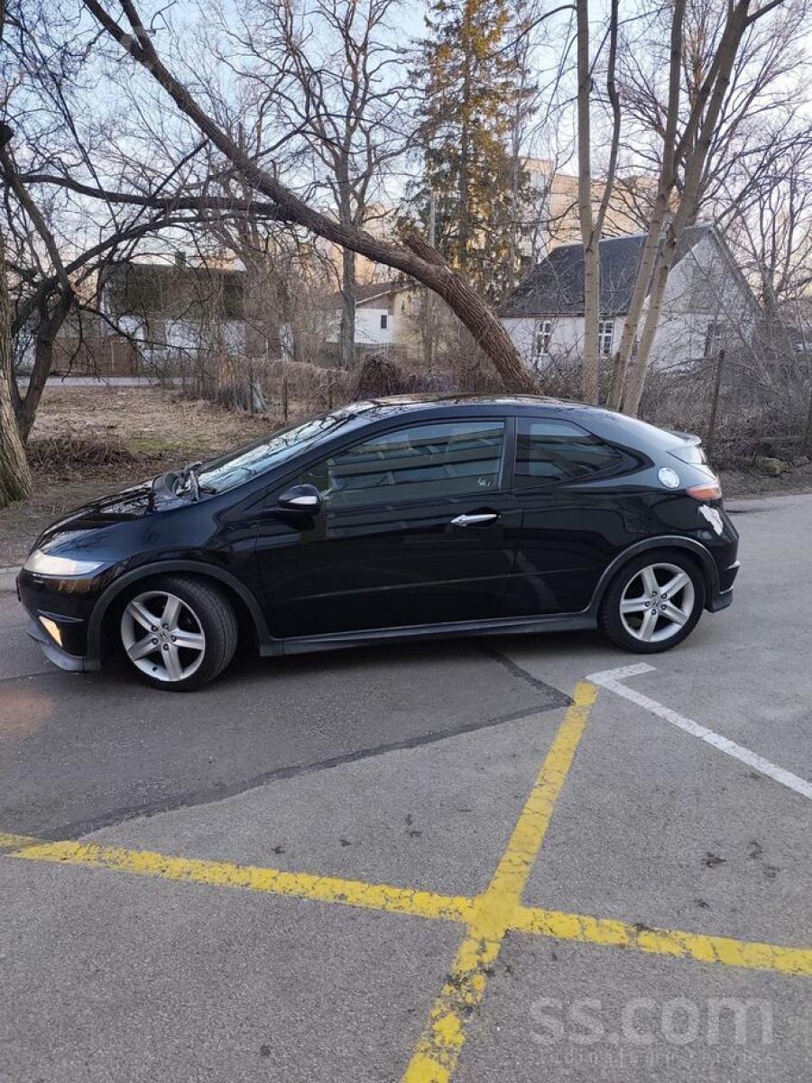 Melns Honda Civic 2008 Jūrmala, ar dzinēja tilpumu 2.20 L un nobraukumu 260 tūkst. km par 3200 €, foto 3 vietnē AUTOMOTO.COM.LV