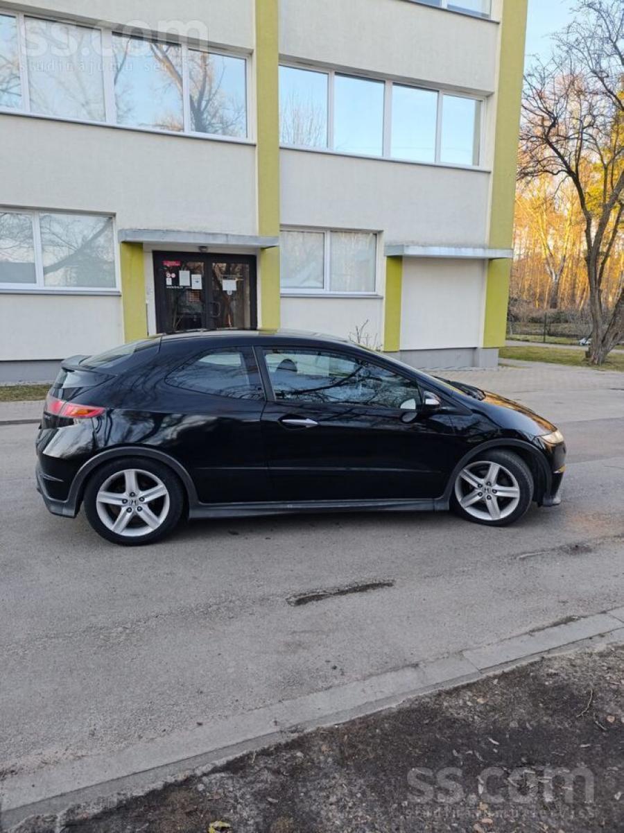 Melns Honda Civic 2008 Jūrmala, ar dzinēja tilpumu 2.20 L un nobraukumu 260 tūkst. km par 3200 €, foto 7 vietnē AUTOMOTO.COM.LV