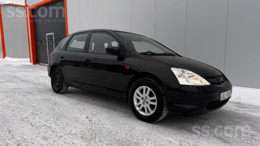 Melns Honda Civic 2002 Rīga, ar dzinēja tilpumu 1.60 L un nobraukumu 358 tūkst. km par 1390 €, foto 3 vietnē AUTOMOTO.COM.LV