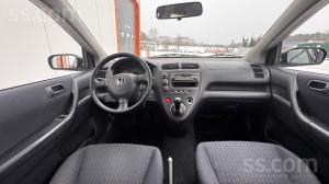 Melns Honda Civic 2002 Rīga, ar dzinēja tilpumu 1.60 L un nobraukumu 358 tūkst. km par 1390 €, foto 5 vietnē AUTOMOTO.COM.LV