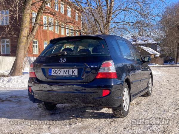 Melns Honda Civic 2004 Tallina, ar dzinēja tilpumu 1.40 L un nobraukumu 177 tūkst. km par 1500 €, foto 3 vietnē AUTOMOTO.COM.LV