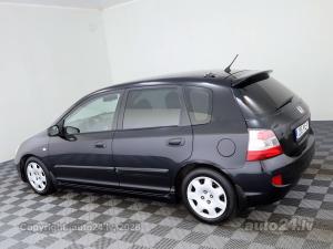 Melns Honda Civic 2004 Tallina, ar dzinēja tilpumu 1.60 L un nobraukumu 184 tūkst. km par 799 €, foto 5 vietnē AUTOMOTO.COM.LV