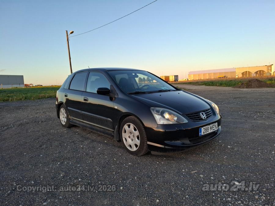 Black Honda Civic 2004 in Tallinn, with an engine capacity of 1.60 L and mileage of 184 thousand km for 500 €, photo 3 on AUTOMOTO.COM.LV