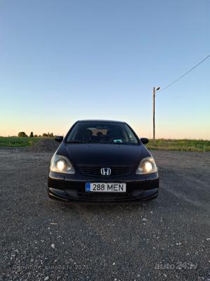 Black Honda Civic 2004 in Tallinn, with an engine capacity of 1.60 L and mileage of 184 thousand km for 500 €, photo 4 on AUTOMOTO.COM.LV