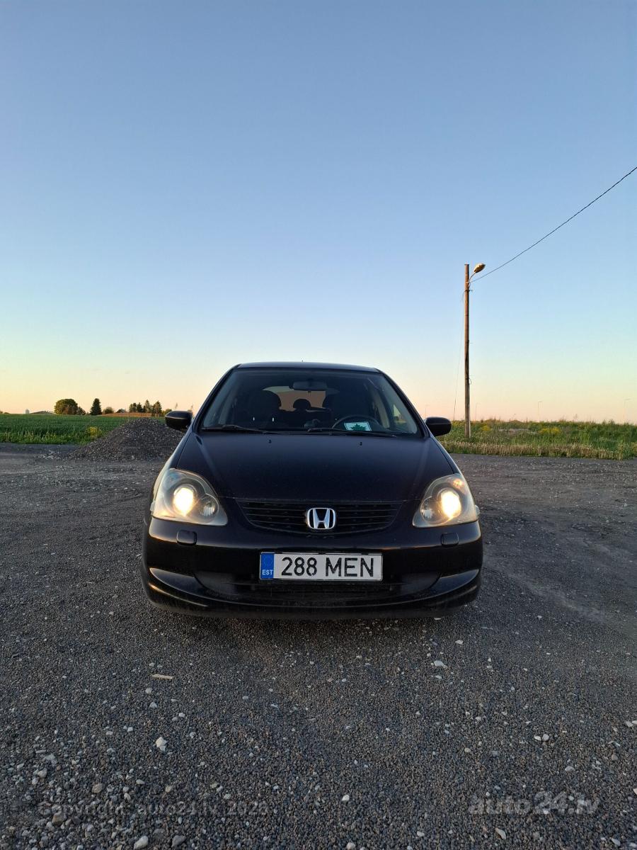 Black Honda Civic 2004 in Tallinn, with an engine capacity of 1.60 L and mileage of 184 thousand km for 500 €, photo 4 on AUTOMOTO.COM.LV
