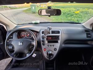 Black Honda Civic 2004 in Tallinn, with an engine capacity of 1.60 L and mileage of 184 thousand km for 500 €, photo 10 on AUTOMOTO.COM.LV