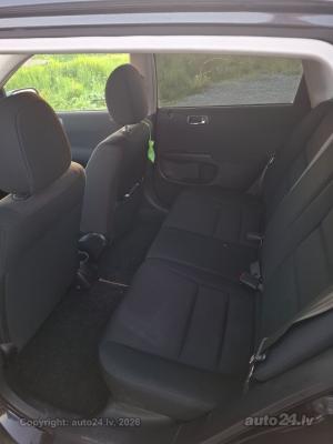 Black Honda Civic 2004 in Tallinn, with an engine capacity of 1.60 L and mileage of 184 thousand km for 500 €, photo 12 on AUTOMOTO.COM.LV