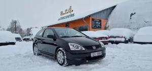 Black Honda Civic 2004 in Valmiera, with an engine capacity of 1.40 L and mileage of 275 thousand km for 1250 €, photo  on AUTOMOTO.COM.LV
