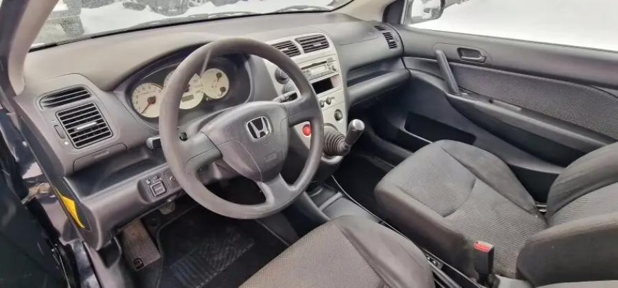 Melns Honda Civic 2004 Valmiera, ar dzinēja tilpumu 1.40 L un nobraukumu 275 tūkst. km par 1250 €, foto 10 vietnē AUTOMOTO.COM.LV